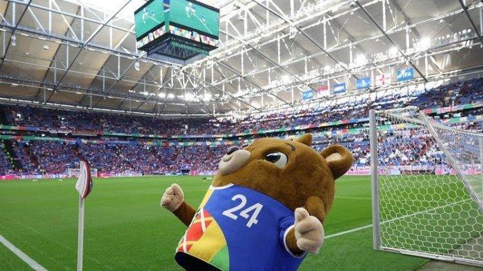 Hotel di Makassar Berburu Cuan Lewat Paket Nobar Euro 2024 - Halaman ...