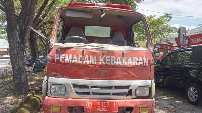Mobil Damkar Bulukumba Terbalik Saat Hendak Padamkan Api, Kondisinya ... Mobil Damkar Bulukumba Terbalik Saat Hendak Padamkan Api, Kondisinya ...