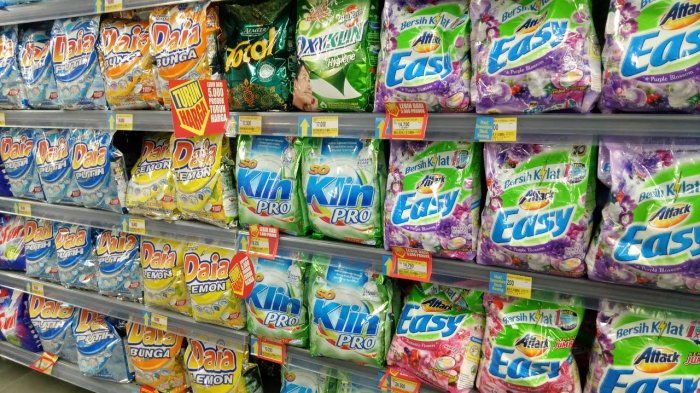 Deterjen Turun Harga di Hypermat, Daia Putih 1.8 kg Hanya Rp 19.390 ...