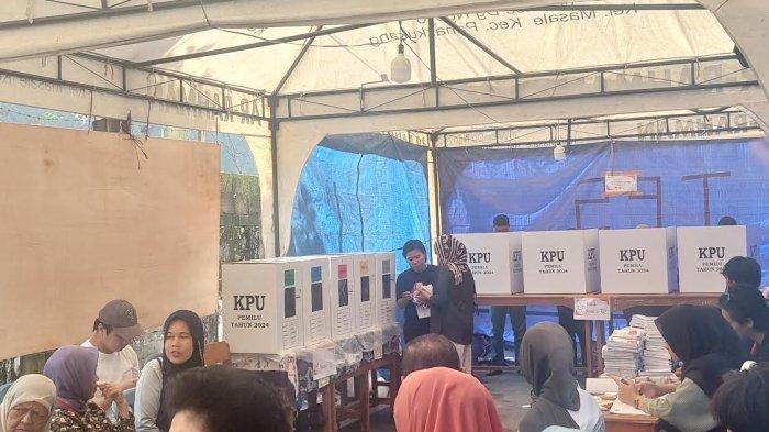 Kotak Suara Pemilu di TPS 20 Kompleks IDI Pettarani Makassar Tanpa ...