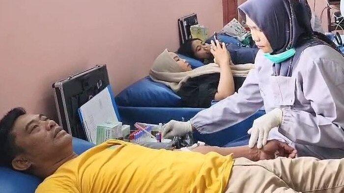 Donor Darah Meriahkan HUT ke-34 Mapala 45 Makassar - Tribun-timur.com