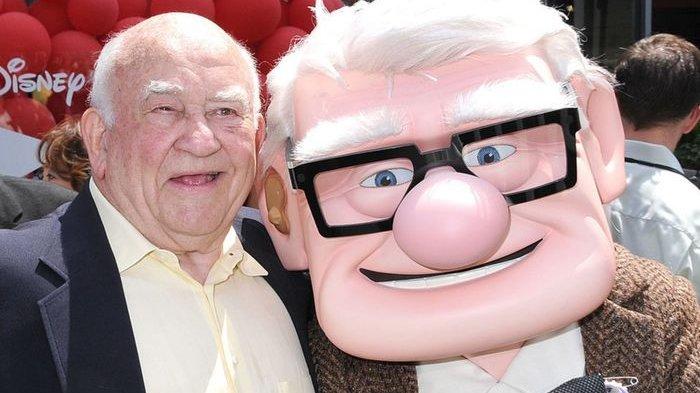 Ingat Ed Asner? Aktor Hollywood Terkenal Jadi Pengisi Suara Carl dalam ...