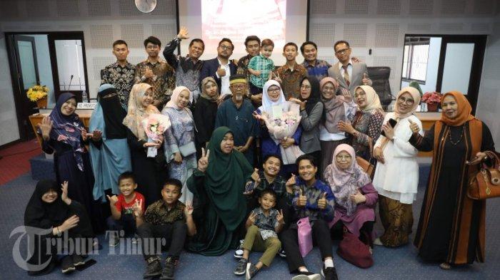 Fadiah Machmud Raih Gelar Doktor Dengan Predikat Cumlaude - Tribun ...