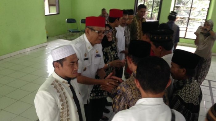 Faisal Andi Sapada Hadiri Halal Bihalal UPTD PPSLU Mappasunggu - Tribun ...