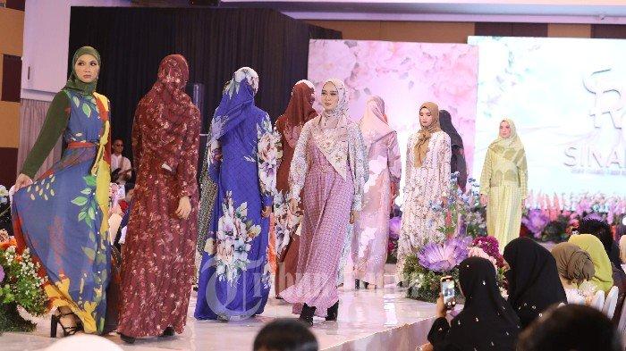 Fashion Show Ramadan, Sinar by Hj. Inar Meluncurkan 24 Model Busana ...