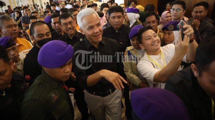 Diskusi Capres 2024 di Makassar, Ganjar Pranowo Sampaikan Visi Demokrasi dan Ekonomi - Tribun ...