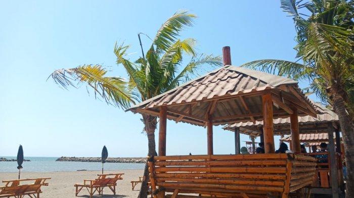 Daftar Harga Gazebo di Pantai Akkarena Makassar - Tribun-timur.com