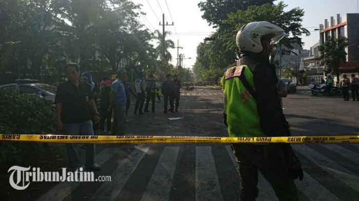 Aksi Bom Bunuh Diri Terjadi Di 3 Gereja Surabaya Korban Berjatuhan
