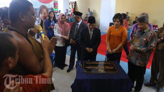 BERITA FOTO: Grand Opening Golden Gate School - Tribun-timur.com