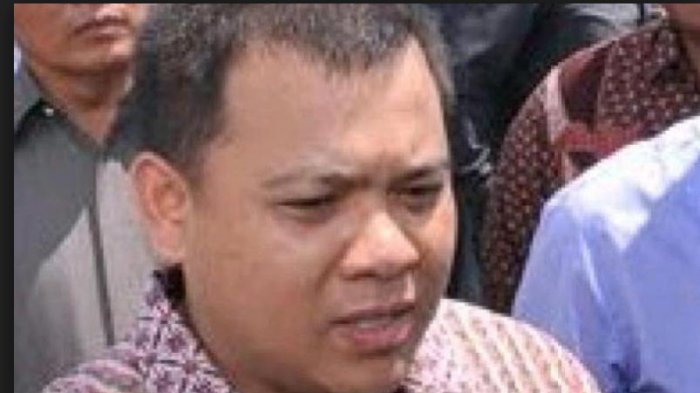 7 Fakta Bos Batubara Haji Isam, Terungkap 'Pabrik' Uangnya hingga Artis ... 7 Fakta Bos Batubara Haji Isam, Terungkap 'Pabrik' Uangnya hingga Artis ...