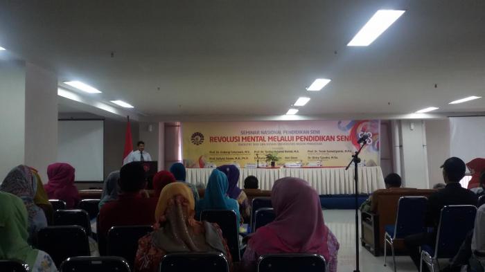 Dekan FSD UNM Kenalkan Dua Bakal Calon Rektor UNM - Tribun-timur.com