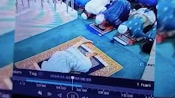 Imam Masjid Asal Sinjai Meninggal Saat Pimpin Shalat Subuh, 'Orangya Sangat Baik' - Tribun-timur.com