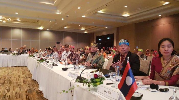 Iqbal Suhaeb Serukan Perangi HIV/AIDS di Pertemuan Internasional di ...