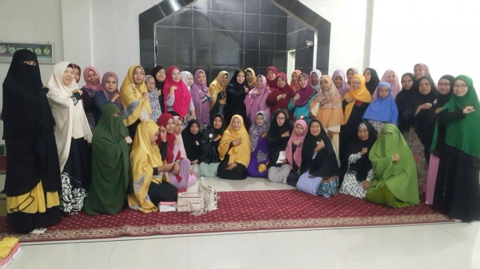 Umi Aty, Istri Aziz Napak Tilas Hijrah Rasulullah di Kabupaten Ini ...