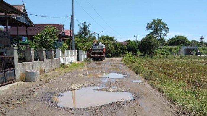 Jalan dan Jembatan di Desa Manuba Barru Rusak, Warga: Kalau Hujan ...