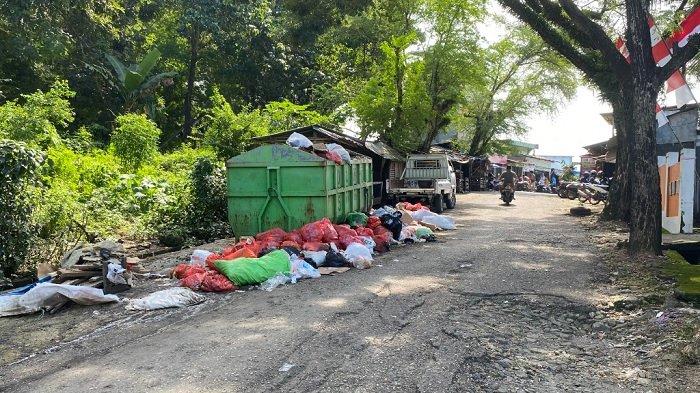 Jokowi Pulang, Jalan Masuk Pasar Sentral Sinjai Sulsel Jorok Lagi - Tribun-timur.com