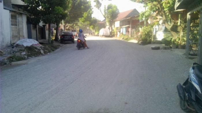 Duh, Jalan Haji Hasan Kota Palopo Berdebu - Tribun-timur.com