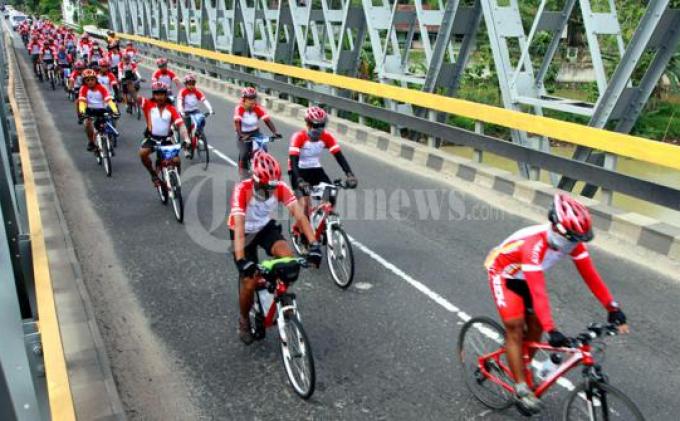 Kompas Incar Komunitas Sepeda Sulawesi - Tribun-timur.com