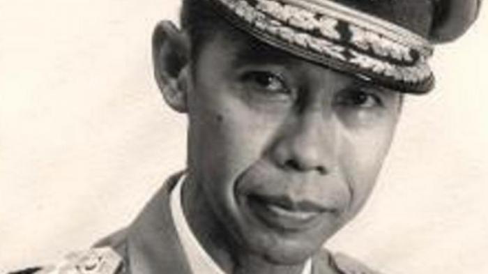 Cerita Jenderal Hoegeng Iman Santoso Dipensiunkan karena Usut Kasus ...