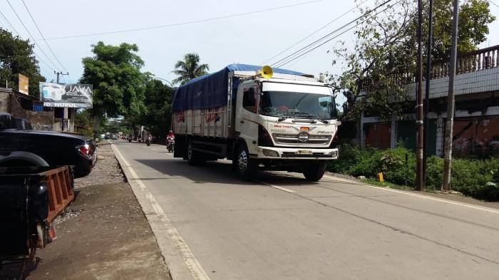 Jl Antang Raya Padat Kendaraan - Tribun-timur.com