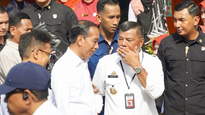 Bisik-bisik Andi Utta ke Presiden Jokowi saat Kunjungan ke Bulukumba ...