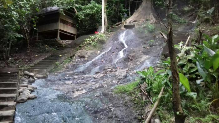 Minat Wisata Air Panas ke Lejja? Ini Tarif Masuknya - Tribun-timur.com