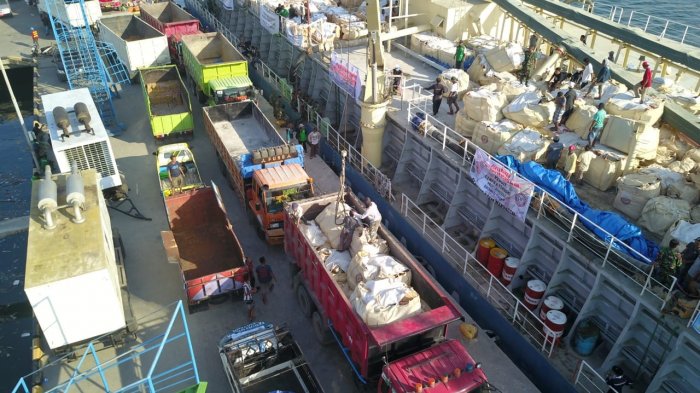 Pasar Semen Tetap Lesu, PT Tonasa Line Mulai Jual Kapal Tanker - Tribun ...