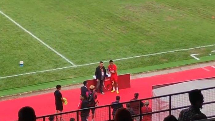 Dzaky Asraf dan Yance Sayuri Raih Penghargaan dari PT LIB, Pemain Muda ...
