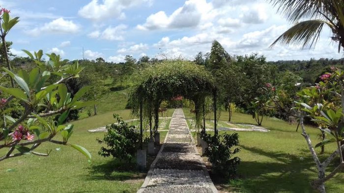 Yuk ke Kebun Raya Massenrempulu Enrekang, Tujuh Taman Tujuh Kolam ...