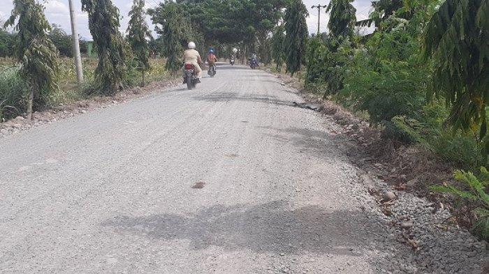 Keluhkan Jalan Berdebu di Lembangloe Jeneponto, Warga: Harusnya Disiram ...