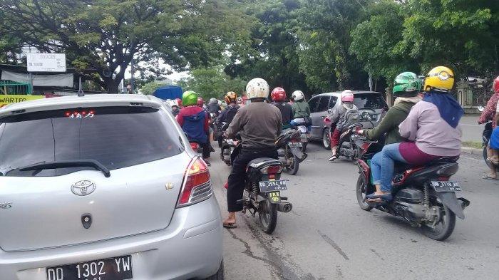 Siang Ini Macet di Jl Sultan Alauddin Makassar, Ini Penyebabnya - Tribun-timur.com