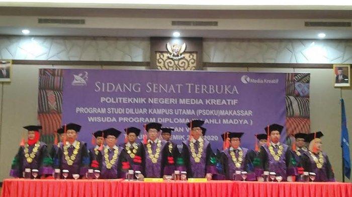 Kukuhkan 117 Wisudawan PSDKU, Ini Pesan Direktur Polimedia Negeri ...