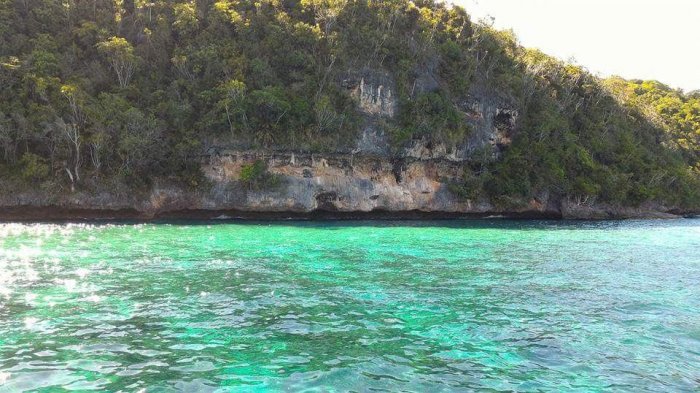VIDEO: Indahnya Air Terjun Batu Karebbe di Selayar - Tribun-timur.com