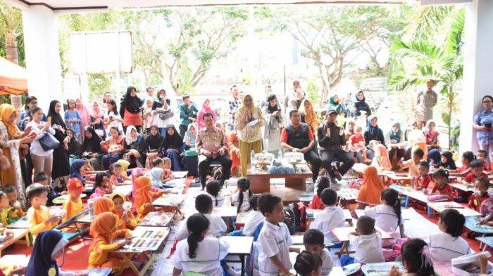 Sambut Hari Rabies Sedunia, 180 Anak di Mamuju Ikut Lomba Mewarnai ...