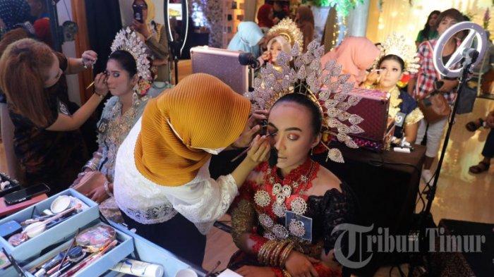 FOTO: Puluhan Make Up Artist (MUA) Beradu Tata Rias di Event Luxury ...