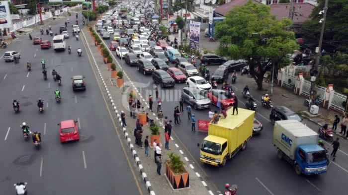 Jalan Pettarani Makassar Macet, Ini Penyebabnya - Tribun-timur.com