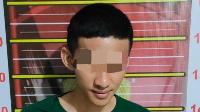 Seorang Mahasiswa Tikam Pelajar SMK Luwu Timur, Ditangkap saat Asik ...