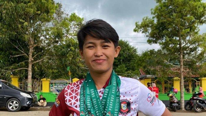 Profil Refika Sarira Atlet Sepeda Makassar Raih 8 Medali Emas dan Satu Perak di Porprov - Tribun ...