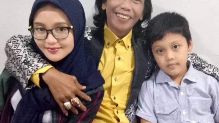 9 Potret Cantiknya Putri Komedian Mandra yang Jarang Terekspose, Bikin ...