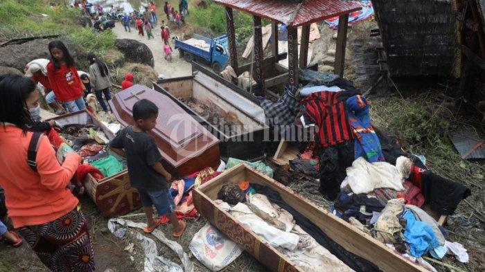 Ritual Adat Ma'nene di Toraja Utara - Tribun-timur.com
