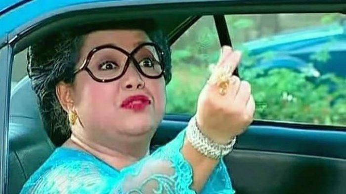 Masih Ingat Kanjeng Mami Sitkom Awas Ada Sule? Kini Penampilan Bak ABG ...