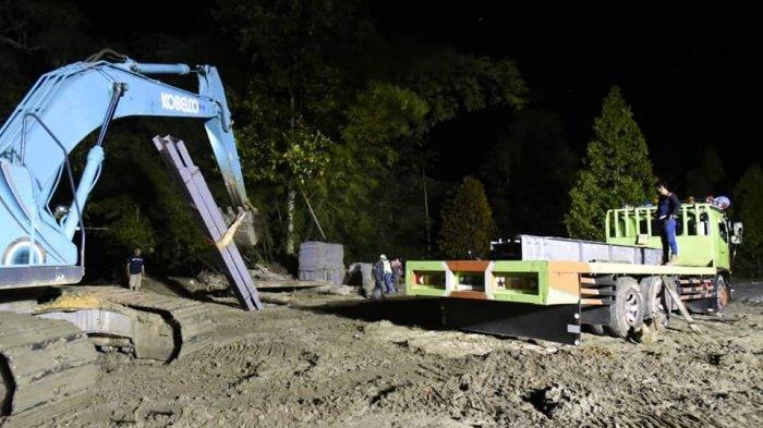 Jembatan Bailey Mulai Dibangun di Desa Baloli Luwu Utara - Tribun-timur.com