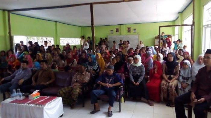 SD 28 Pulau Sarappo Lompo Pangkep Gelar Hikmah Maulid Nabi - Tribun ...