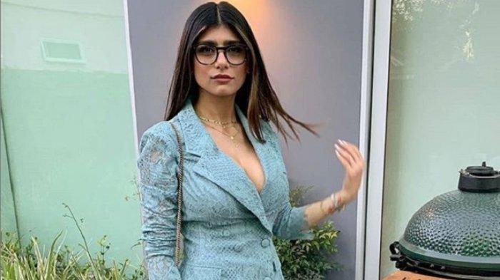 Mia Khalifa Pensiun dari Film Dewasa Tak Sabar Segera Menikah, Jawab Isu soal Kehamilan - Tribun ...