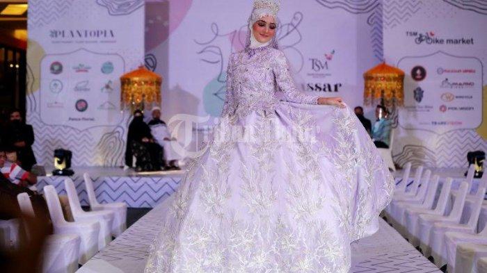 FOTO; Cantiknya Amanda Lucson Gunakan Busana Pengantin Wedding Gallery ...