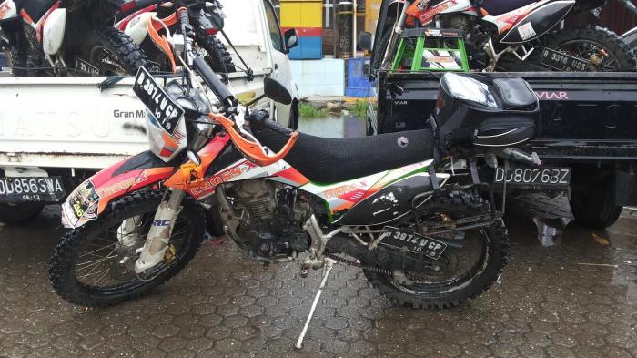 300 Motor Trail Viar Cicipi Lumpur Pallangga - Tribun-timur.com