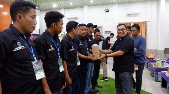 Brigade Daeng Manye Berkumpul di Pantai Topejawa - Tribun-timur.com