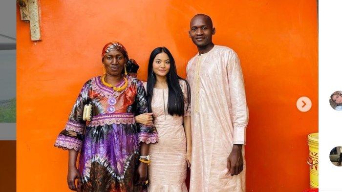 Wanita Cantik Ini Kesengsem Bule Asal Guinea, Syok Saat Pertama Tiba ...