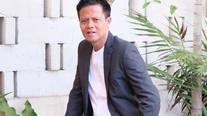 TRIBUNWIKI: Kisah Sukses Pengusaha Waralaba Fried Chicken Beromzet Rp ...