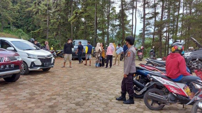 Tahun Baru, Pango-Pango Tana Toraja Ramai Dikunjungi Warga - Tribun ...